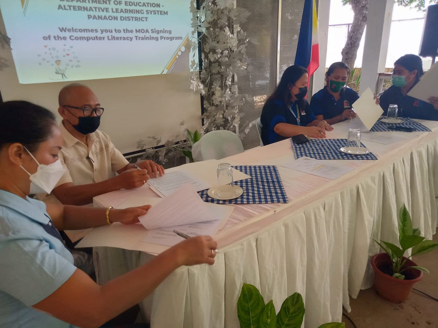 USTP Panaon, DepED ALS ink MOA for 5-year Computer Literacy Training ...