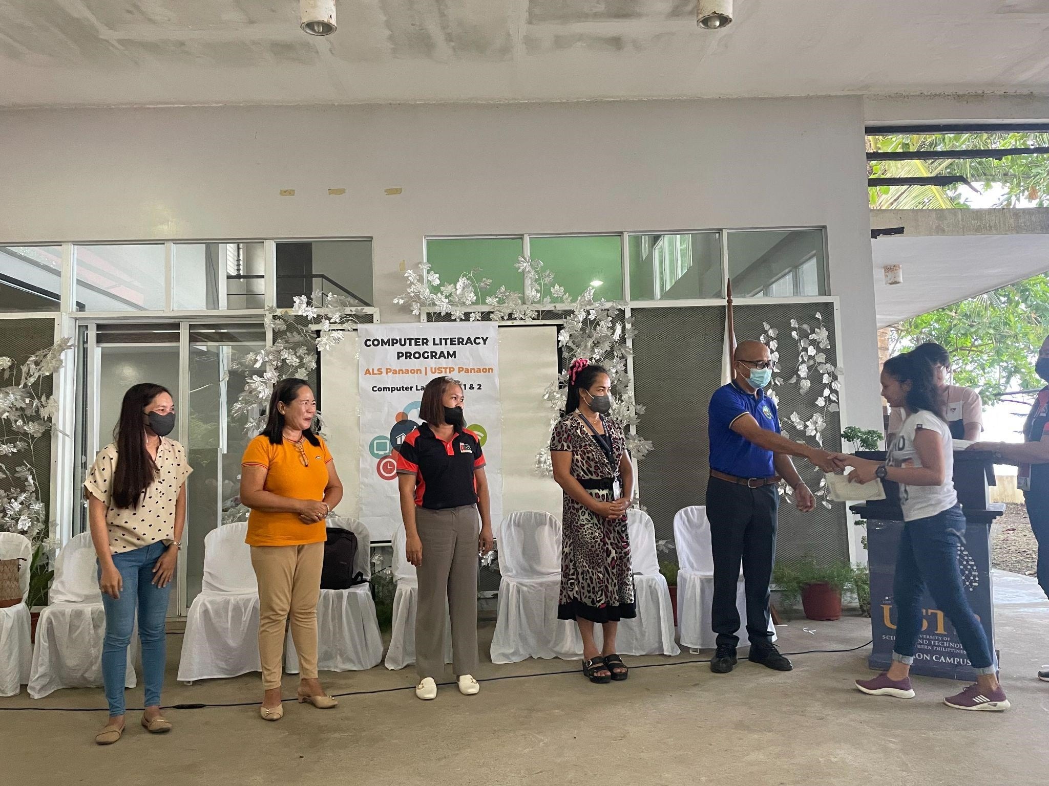 DepEd-ALS culminates Computer Literacy Training Program 2022 in USTP ...